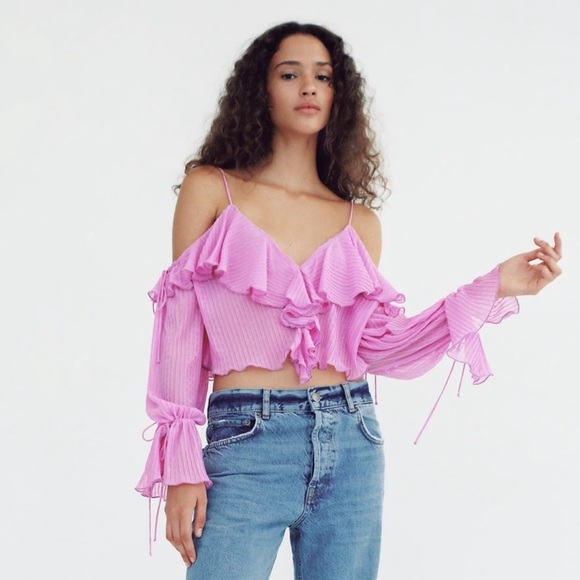 Zara | Tops | Zara Ruffle Pleated Top | Poshmark